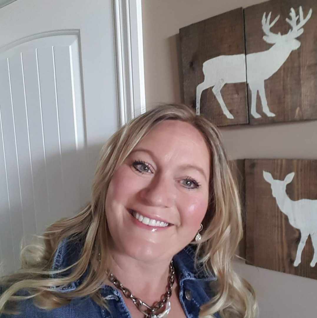 Lorna Williams's Instagram, Twitter & Facebook on IDCrawl